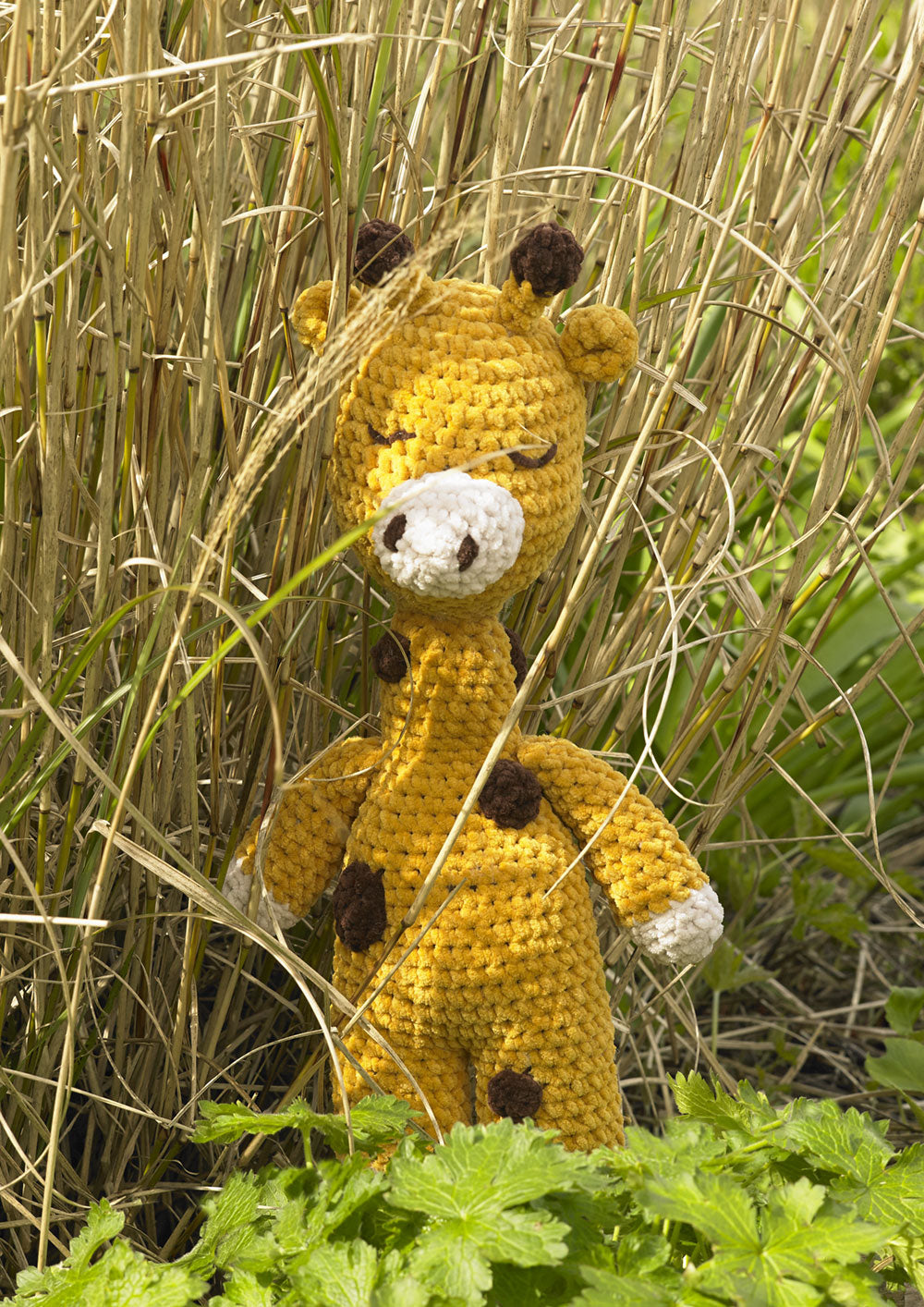 James C Brett JB930 Flutterby Chunky CROCHET pattern - George the Gira ...